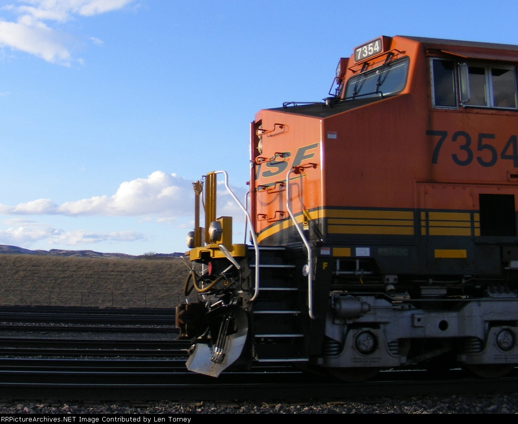 BNSF 7354
